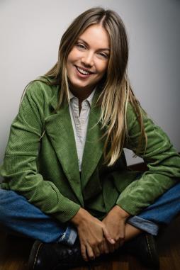 La «fuga» in Sardegna, le polpette di Fantozzi e la famiglia: Alice De ...