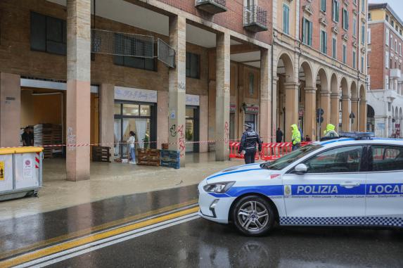 Bologna, torrente Ravone esondato: le foto | Corriere.it