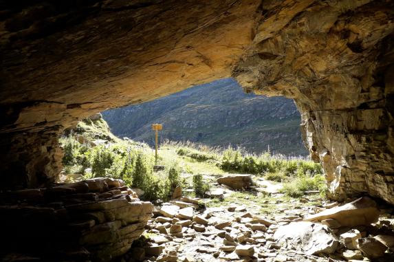 Le incisioni dei pastori nella grotta Edelweiss | Corriere.it