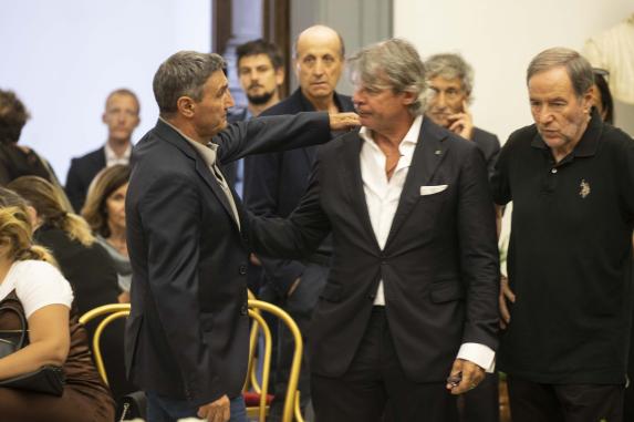 Vincenzo D'Amico, la camera ardente: in Protomoteca anche il ministro ... Vincenzo D'Amico, la camera ardente: in Protomoteca anche il ministro ...