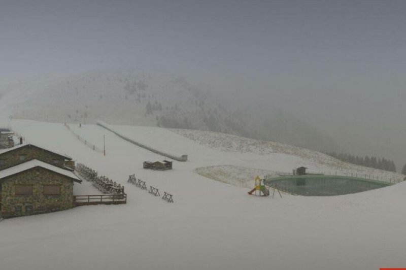 Bergamo, la neve nelle webcam. Da Foppolo a Colere: le foto | Corriere.it