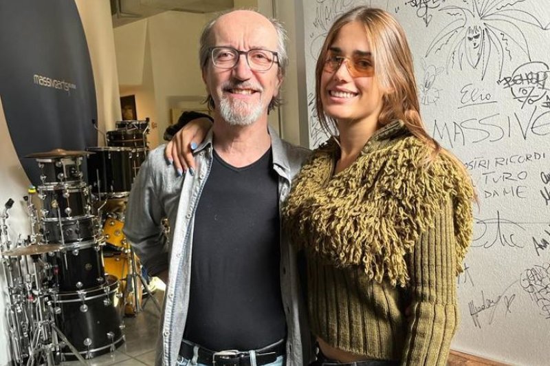 Clara sul palco di Sanremo: le foto | Corriere.it