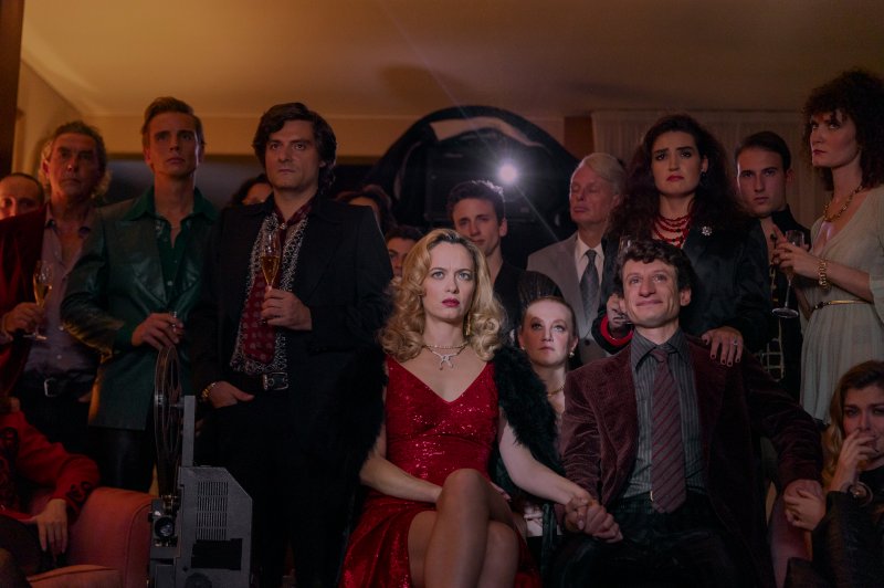 Gaia Messerklinger è Moana Pozzi nella serie «Supersex» su Netflix ...