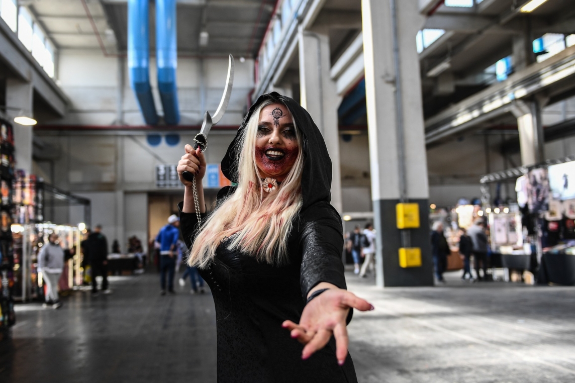 Torino Comics, la carica dei cosplay, i videogame e la cover di Topolino | Corriere.it
