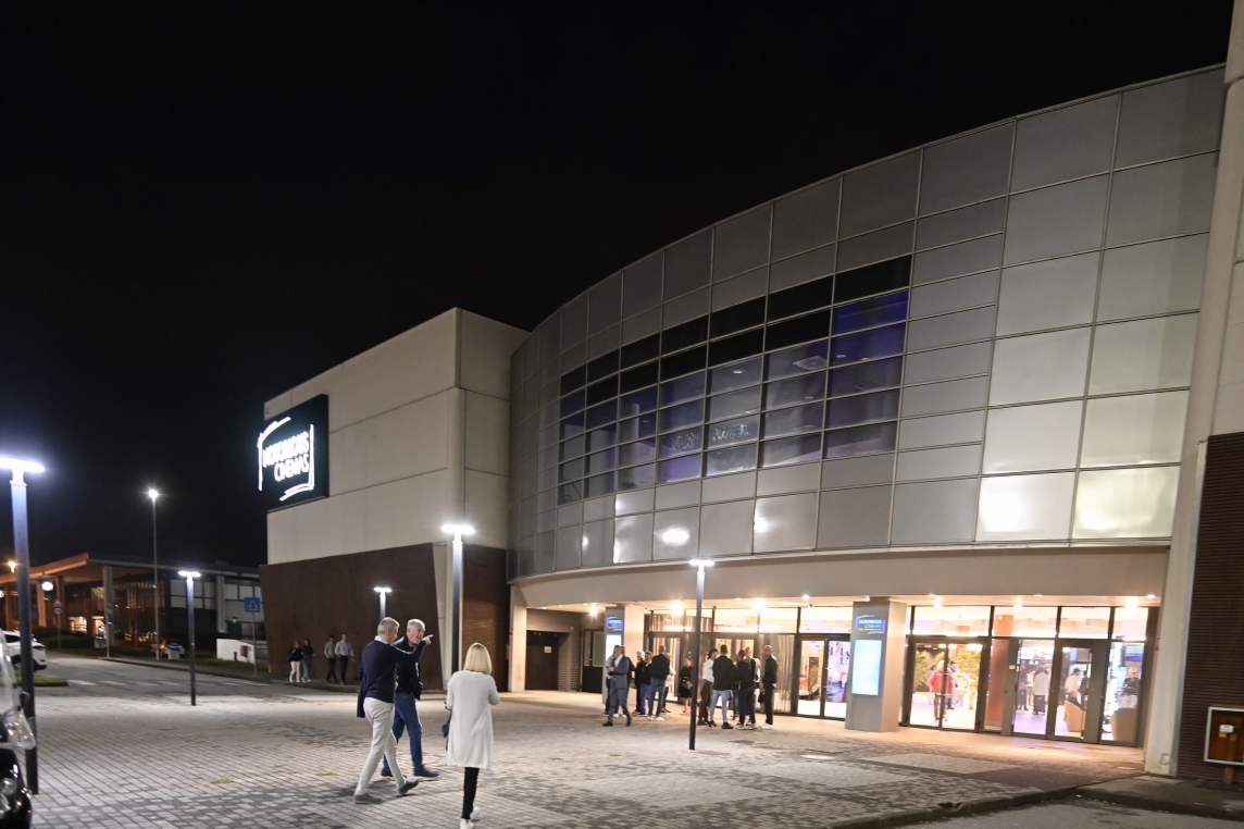 Notorious Cinemas, Max Angioni incontra il pubblico per la prima del ...