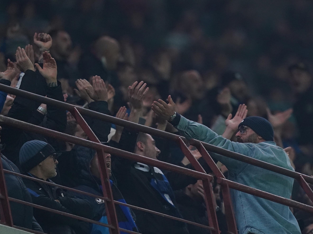 Boiocchi, in Curva Nord l'omaggio degli ultrà dell'Inter. Ma il resto ...