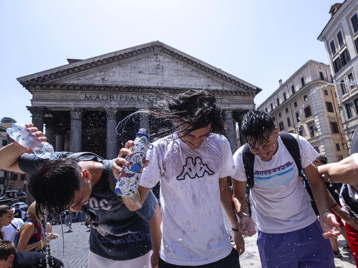 Roma rovente, oggi il picco record di 43 gradi. Attivato il «codice ...