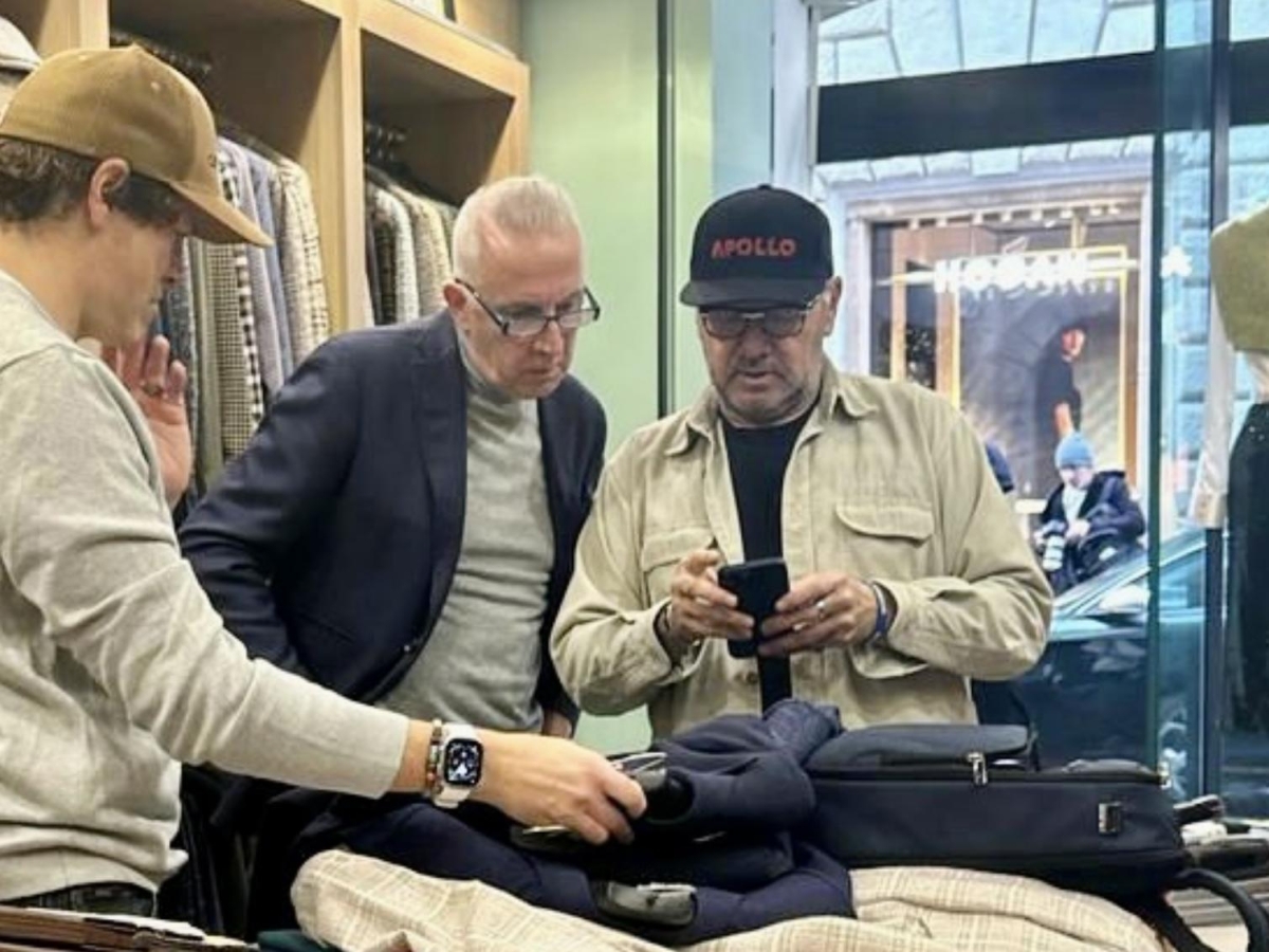 Kevin Spacey a Roma: shopping da Domenico Vacca in piazza di Spagna in ...