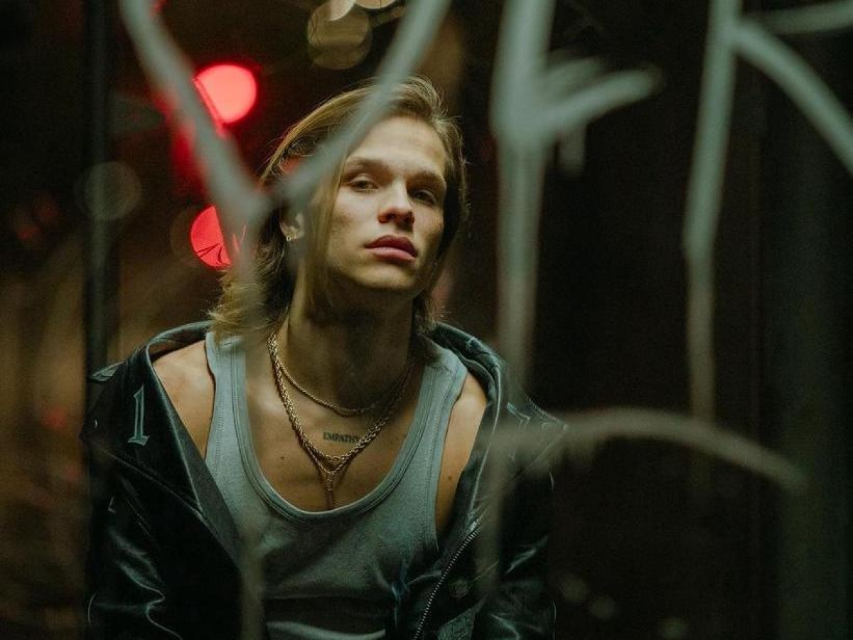 Matthew di «Amici», chi è il cantautore monzese Matteo Rota: dalla ...