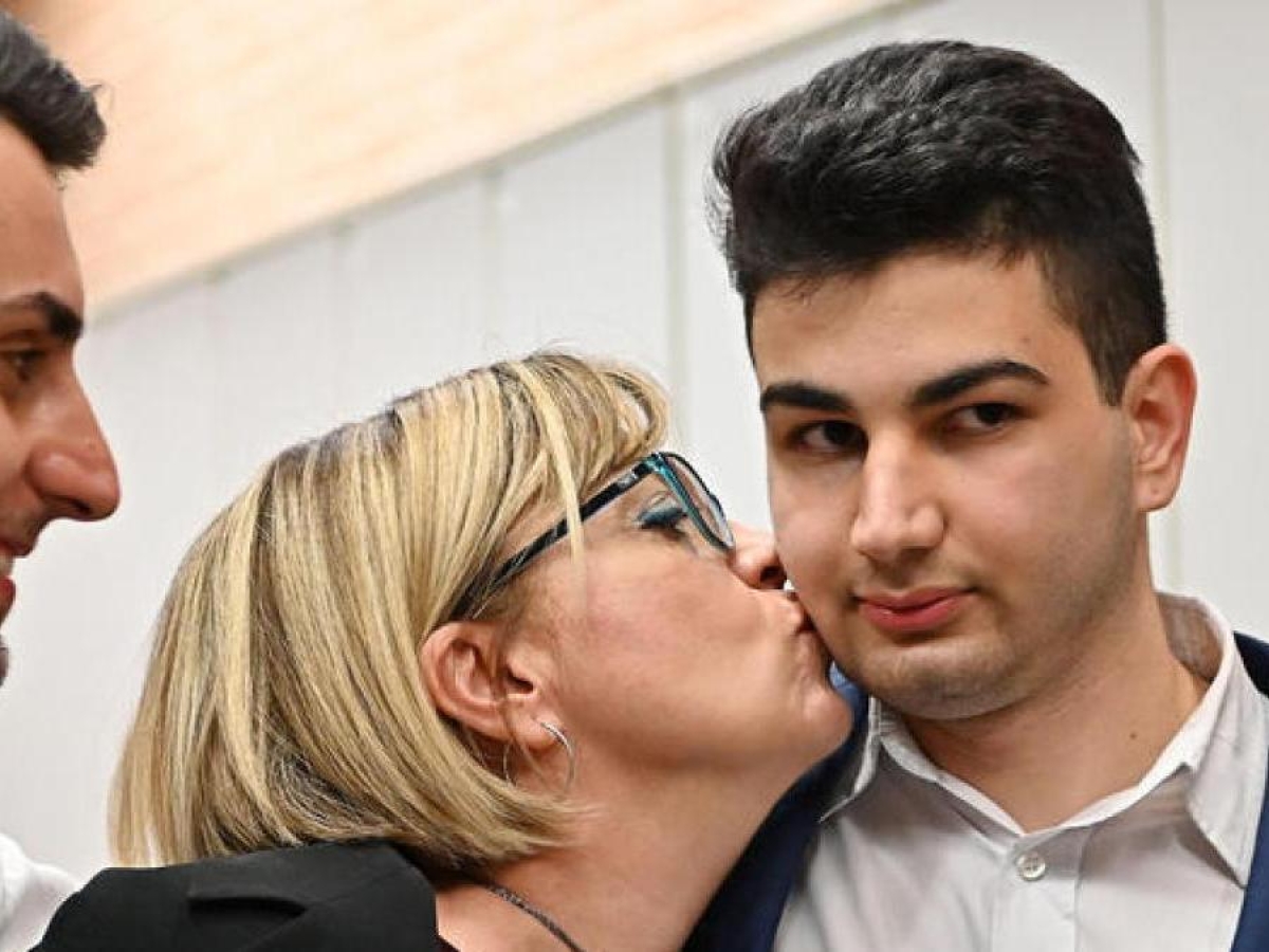 Alex Cotoia uccise il padre per difendere la madre: «L'omicidio di ...