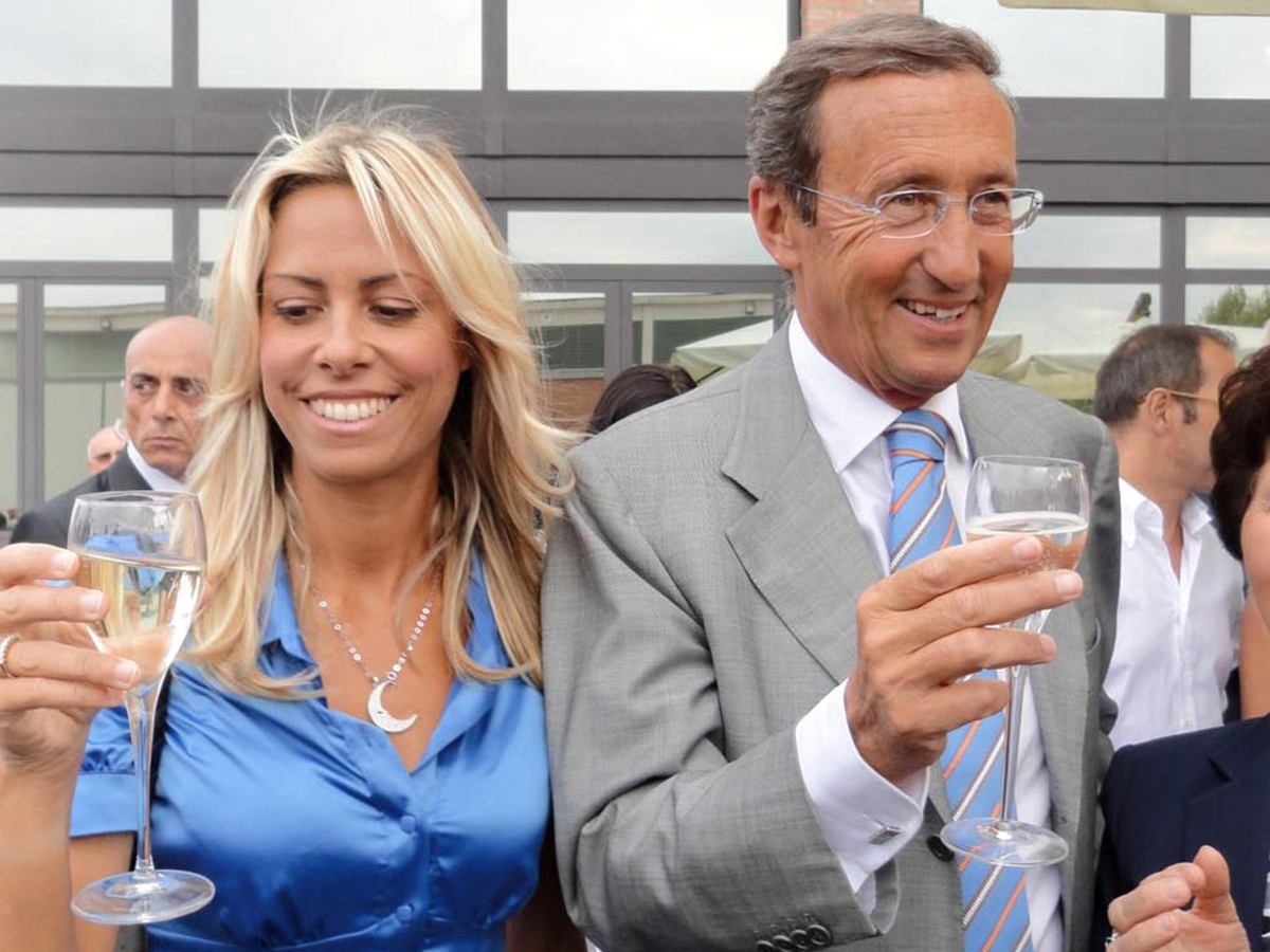 Fini-Tulliani, caos senza fine. Il padre Sergio scarica Elisabetta ...