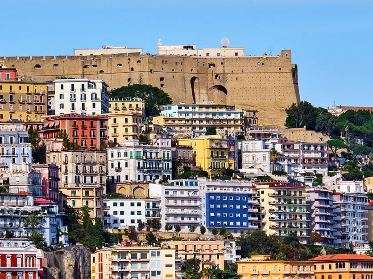 Come cambia Napoli: il Vomero perde il record dei residenti. La ...