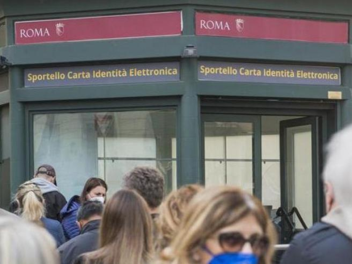 Roma: rifiuta la carta di identità a vista a 85enne senza documenti, denunciato dirigente del IV ...