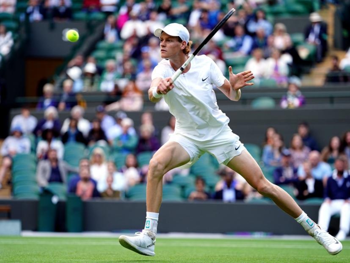 Sinner batte Hanfmann a Wimbledon in 4 set: 6-3; 6-4; 3-6; 6-3 ...