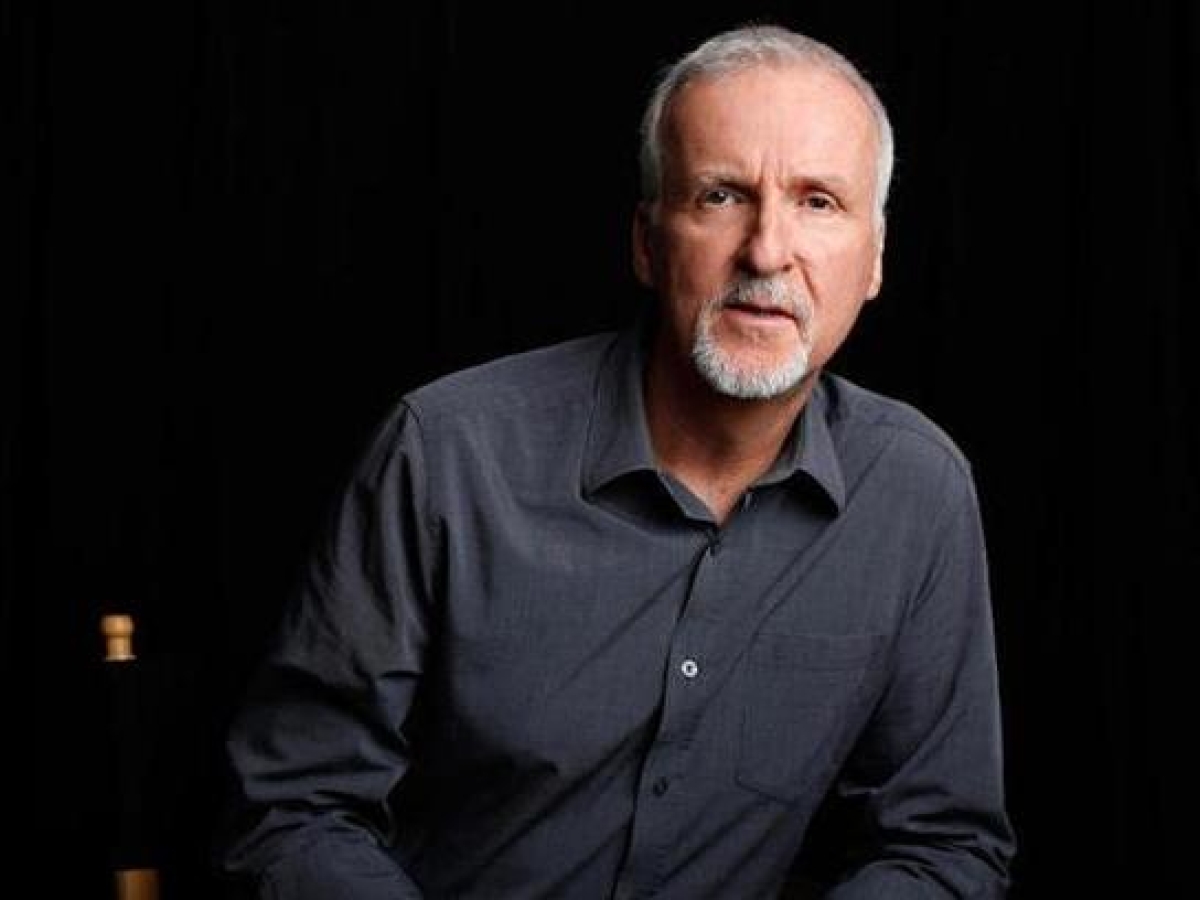 James Cameron compie 70 anni: ha lavorato come camionista, si è sposato ...
