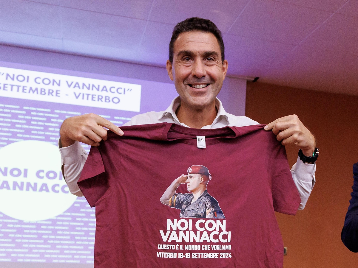 Vannacci tra nostalgici e futuro: «Un partito mio? Non lo escludo ...