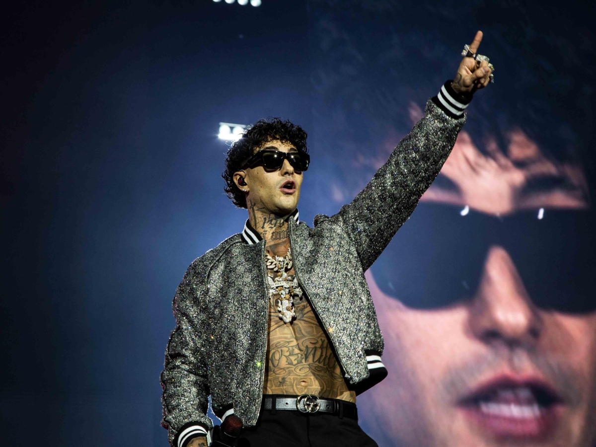 Carlo Conti: «Tony Effe? Io seleziono canzoni, spiazzerà tutti». L ...