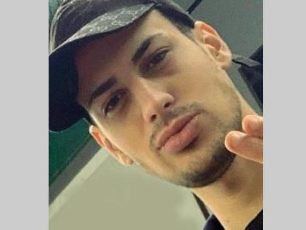 Omicidio di Rozzano, i genitori di Daniele Rezza sotto tutela: messaggi ...