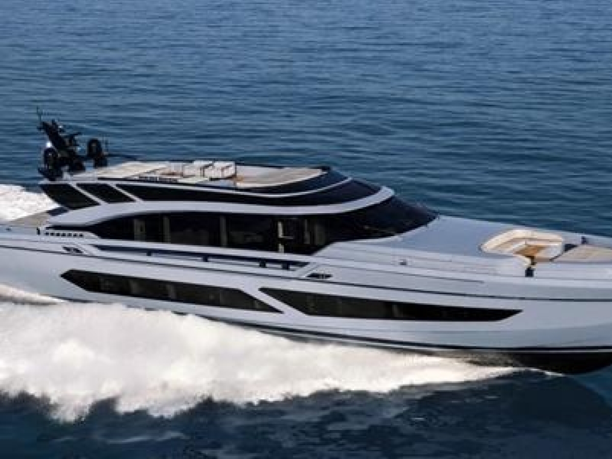 AB Yachts lancia la regina della gamma, il velocissimo AB130 (con ...