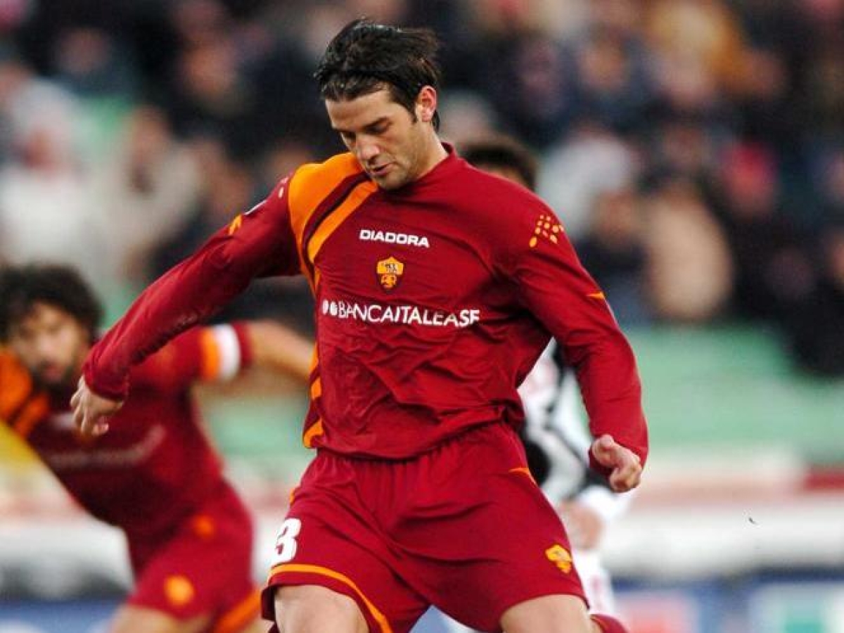 Chivu: «Alla Roma vomitavo dopo le partite, lo stadio mi fischiava e ...