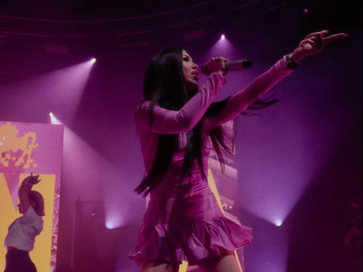 Anna, la «queen del rap»: «Nel 2025 i palazzetti, ma non andrò a ...