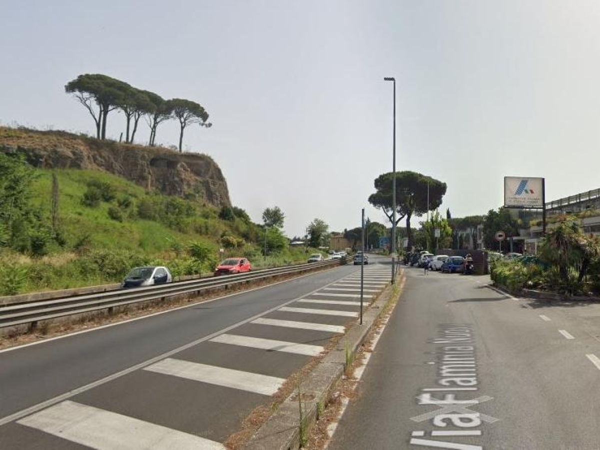 Frana su via Flaminia, in direzione corso Francia: il Comune chiude la ...