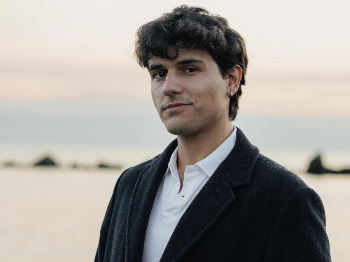 Lo scrittore Davide Avolio: «Leggere i versi dell’Iliade su TikTok ...