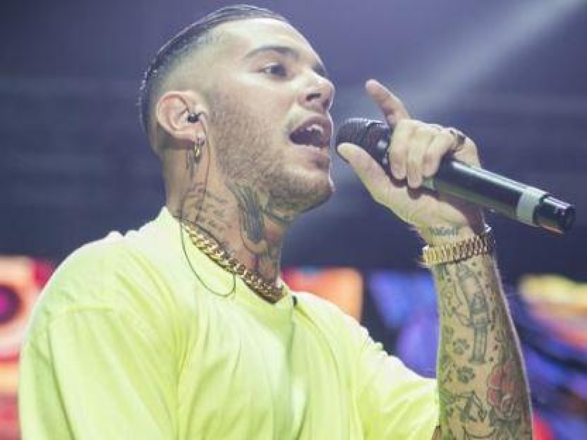 Emis Killa ha rinunciato al Festival di Sanremo. Il rapper sui social ...