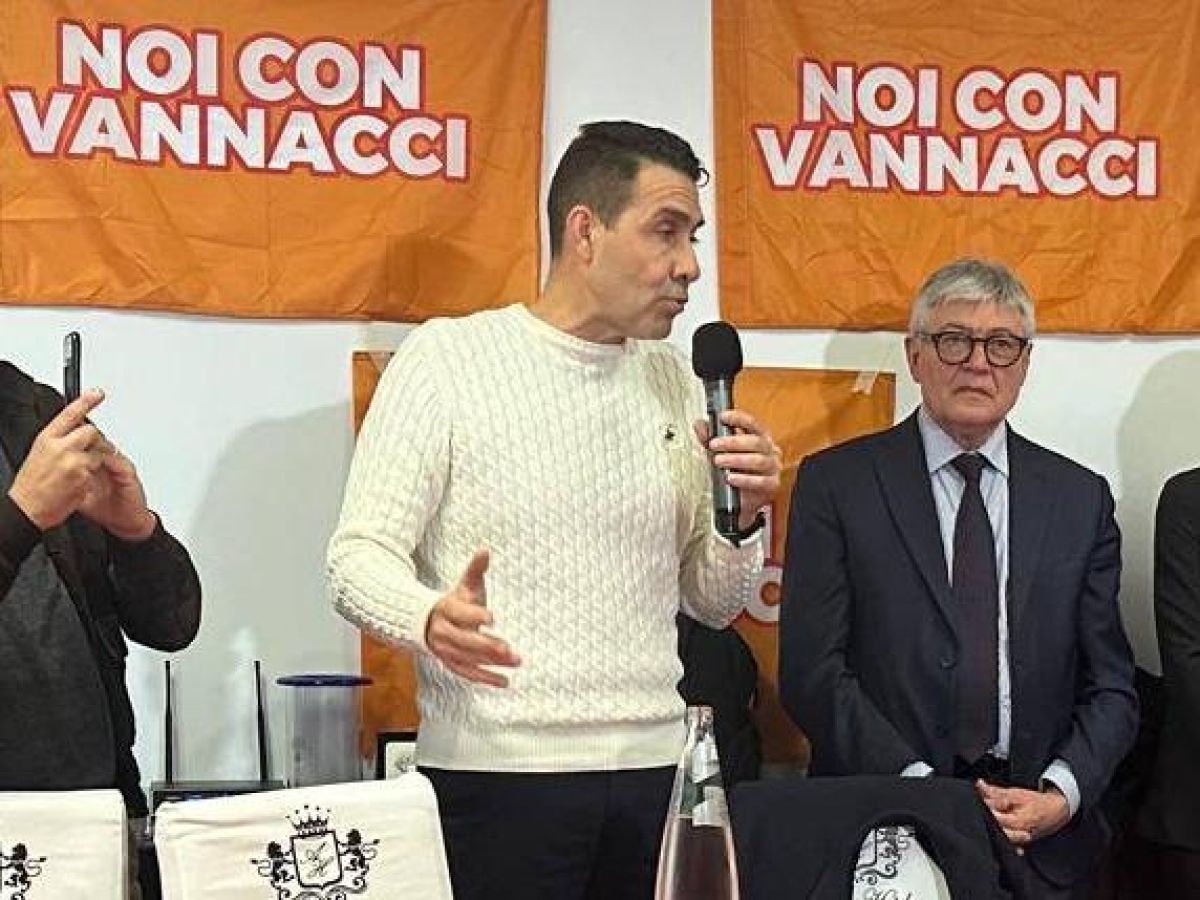 Vannacci, via al tesseramento del suo «partito»: la campagna (a ...