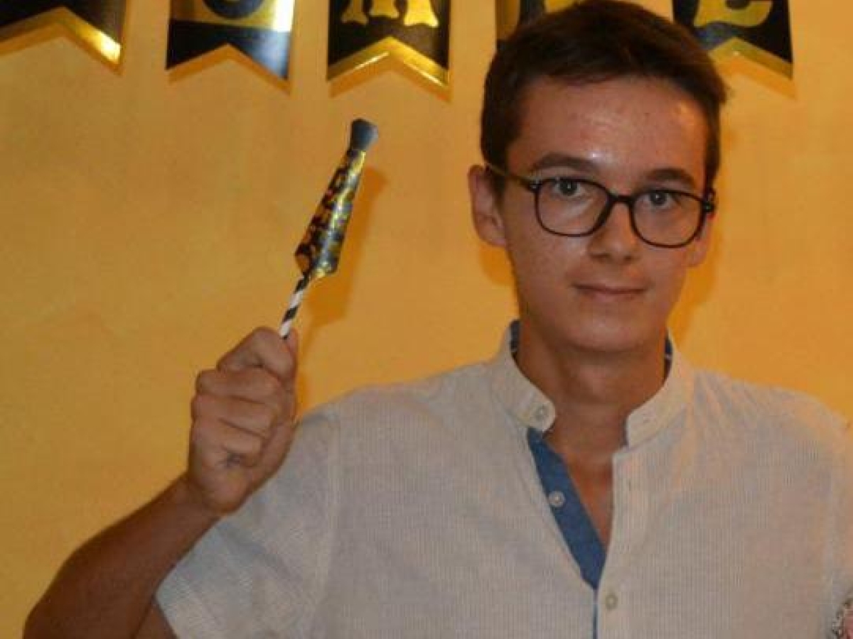 Andrea Prospero, la doppia vita e il mistero delle 60 Sim del ragazzo ...