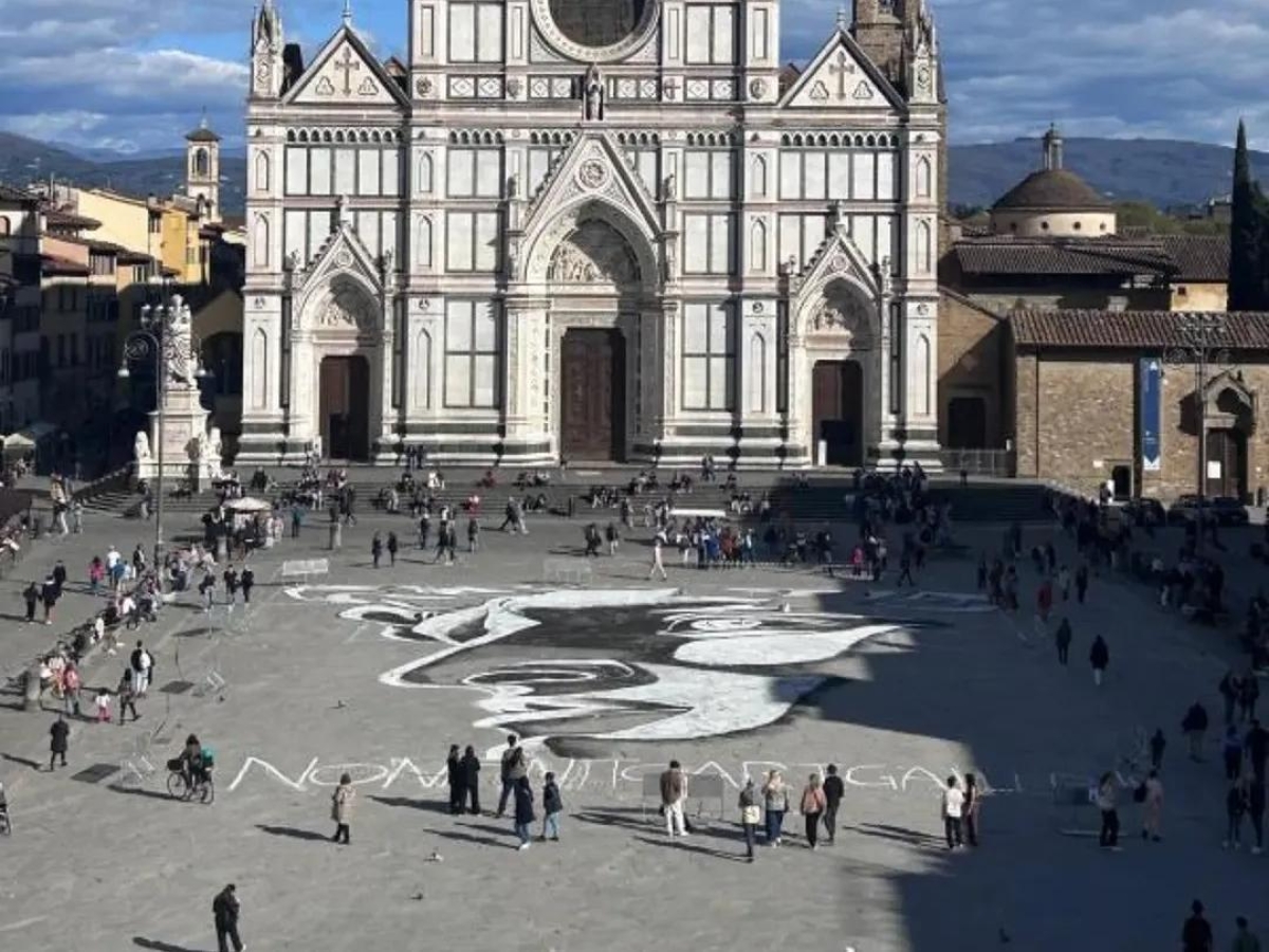 Il volto gigante del David di Michelangelo dipinto da un madonnaro a ...