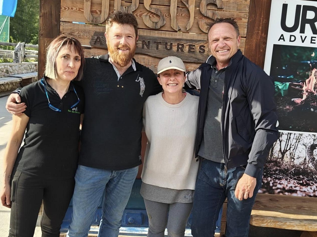 Trentino, Meloni e Lollobrigida a fare rafting nel torrente in Val di ...