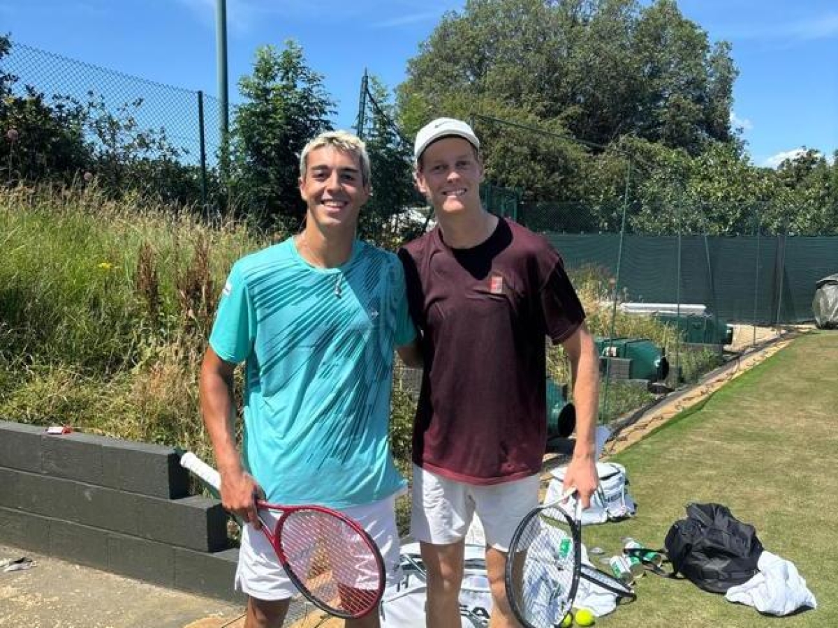 Pierluigi Basile, il 18enne pugliese che si è allenato con Sinner: «Vi racconto come si è ...