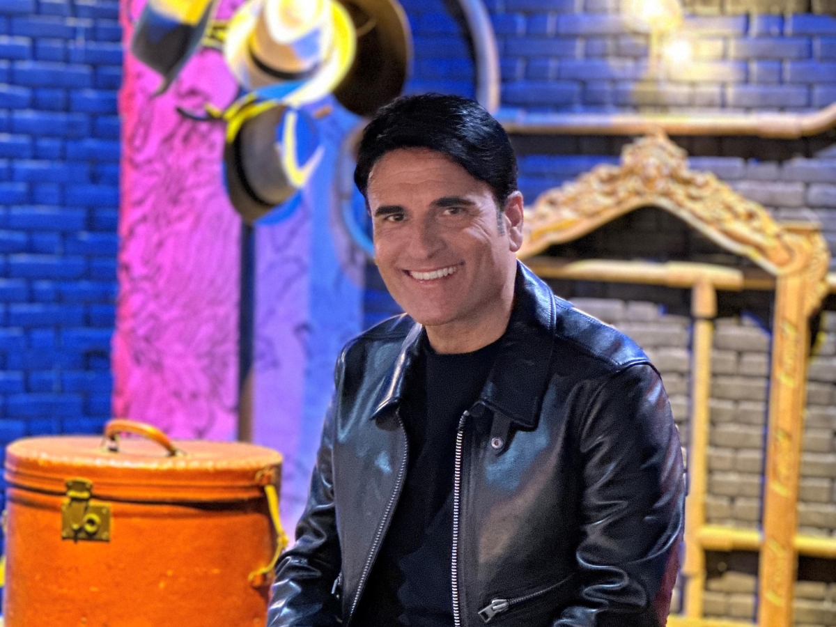 Sal Da Vinci: «Rossetto e caffè è la mia rivincita. Nei 90 i ...