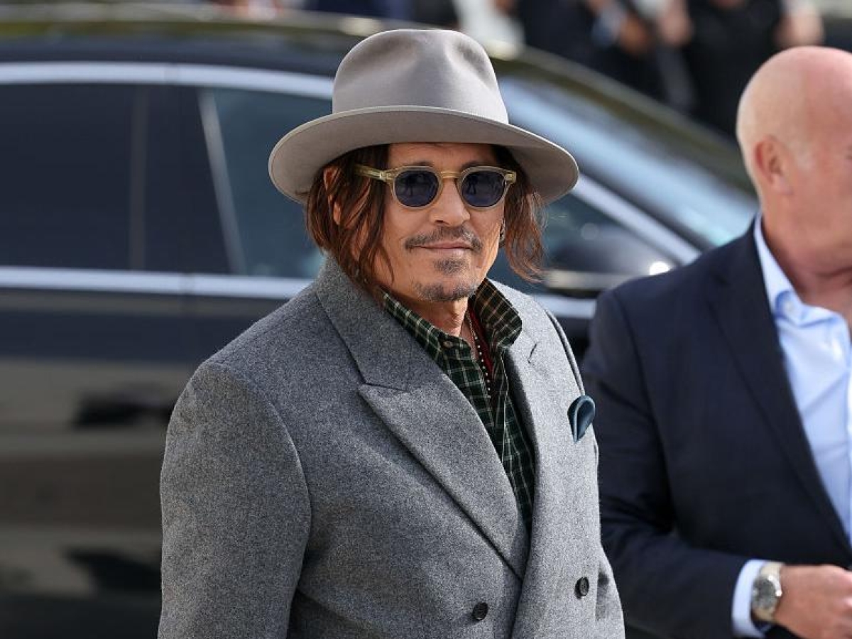 Johnny Depp, Charlize Theron e Deva Cassell: la prima fila ...