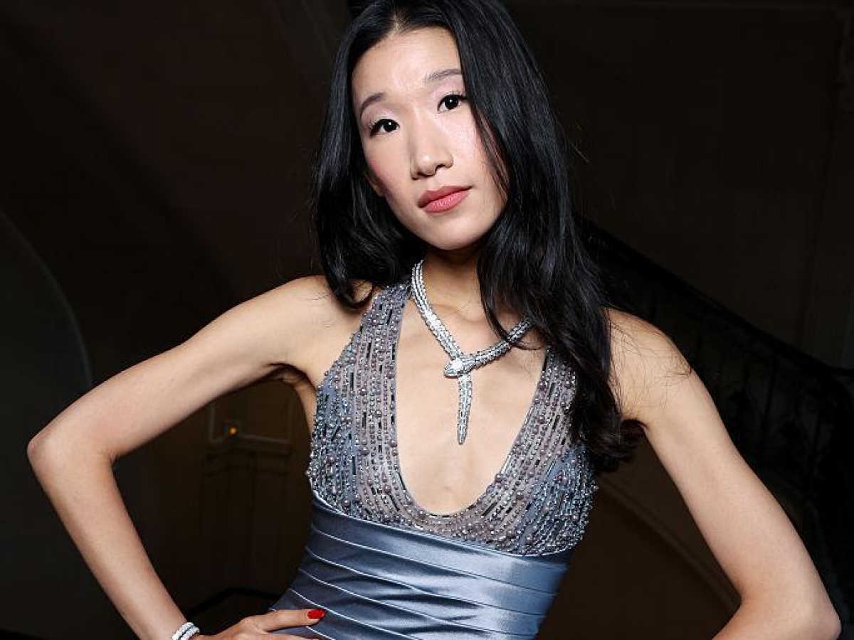 Chi è Becca Bloom, l'influencer del momento (che ostenta il lusso): ecco la categoria delle Vic ...