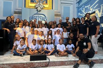 Rione Sanità, Andrea Bocelli inaugura il coro dei bambini: Napoli una ...