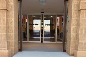 Deloitte a Bari si rifà il look. Ecco la nuova sede della Fiera del ...