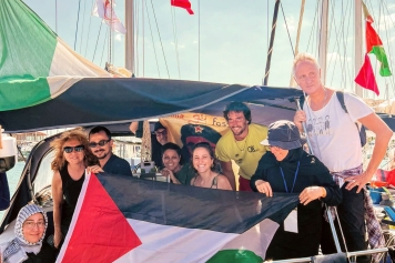 Flotilla per Gaza, la portavoce Maria Elena Delia: «Attaccati con droni ...