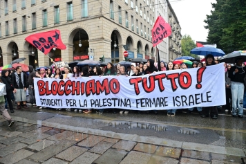 Sciopero per Gaza: dopo i blocchi su strade e binari un corteo di ...