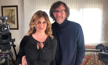 Debora Caprioglio compie 55 anni: vita e carriera della «Paprika» di ...