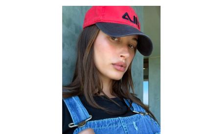 Cappello di paglia vs berretto da baseball: Miranda Kerr vota paglia ...