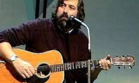 Francesco Guccini, il maestrone anarchico, compie 83 anni | Corriere.it