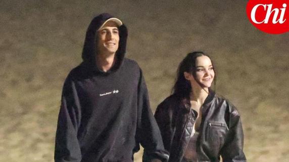 Dove Cameron mostra un anello su TikTok, per i followers è quello di ...