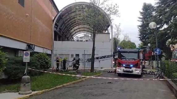 Parma, principio di incendio nel centro commerciale | Corriere TV