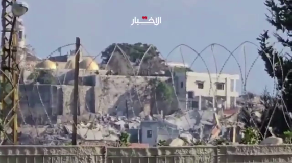 Colpita la base italiana Unifil a Shama, in Libano | Corriere TV