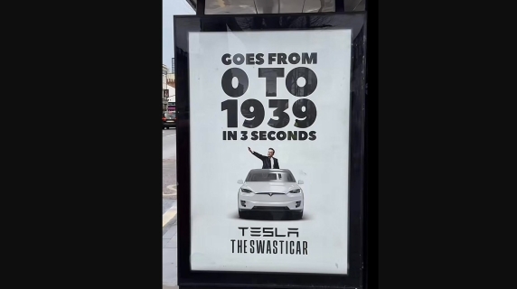 A Londra i manifesti con la «Tesla Swasticar»: «Da 0 a 1939 in tre ...