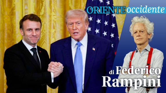 Bonelli strabuzza gli occhi e imita lo «sguardo inquietante» di Giorgia ...