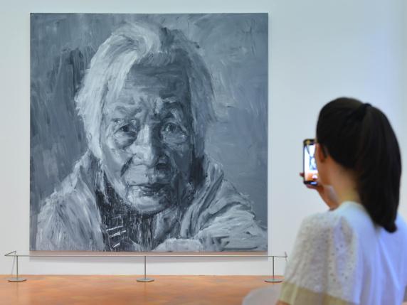 Firenze, la mostra di Yan Pei Ming a Palazzo Strozzi e la tragedia della storia | Corriere.it