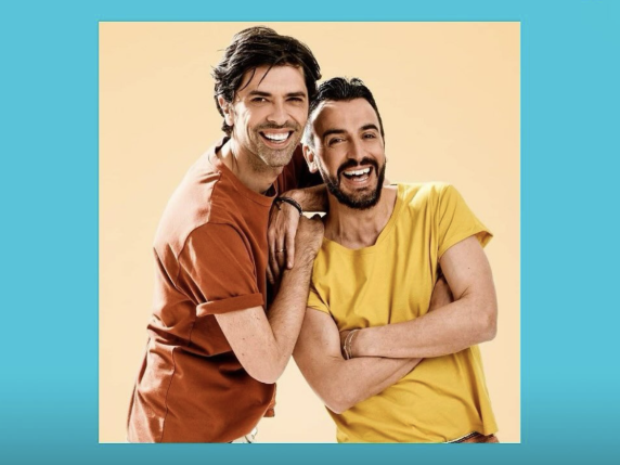 La Corrida, le pagelle: Batman 'canta' Freddie Mercury (voto 4), Gigi e ...